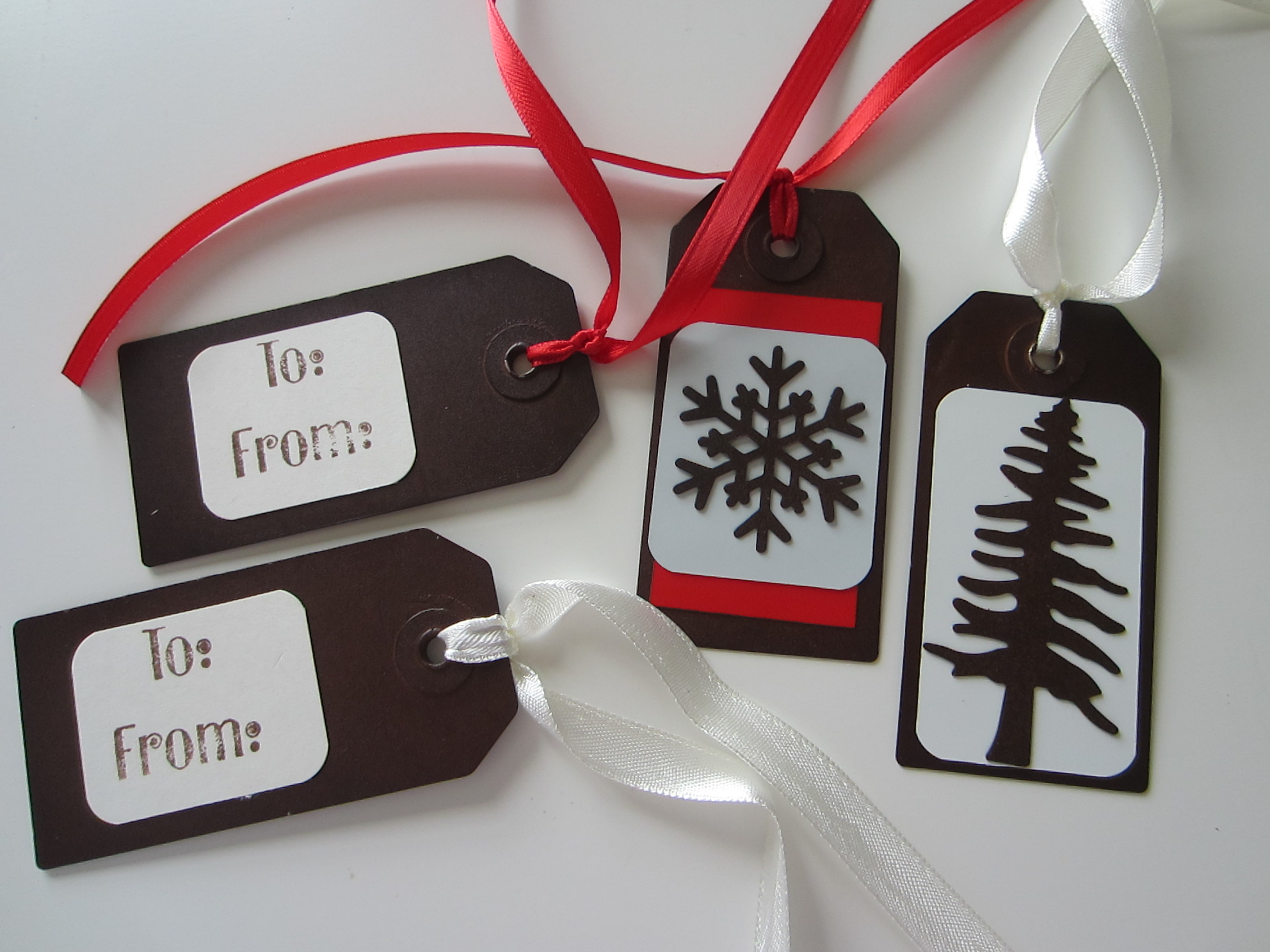 Set Of 4 Rustic Metal Tags on Luulla
